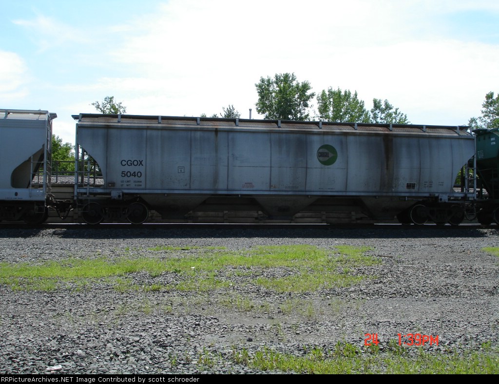 CGOX 5040 Covered Hopper EB